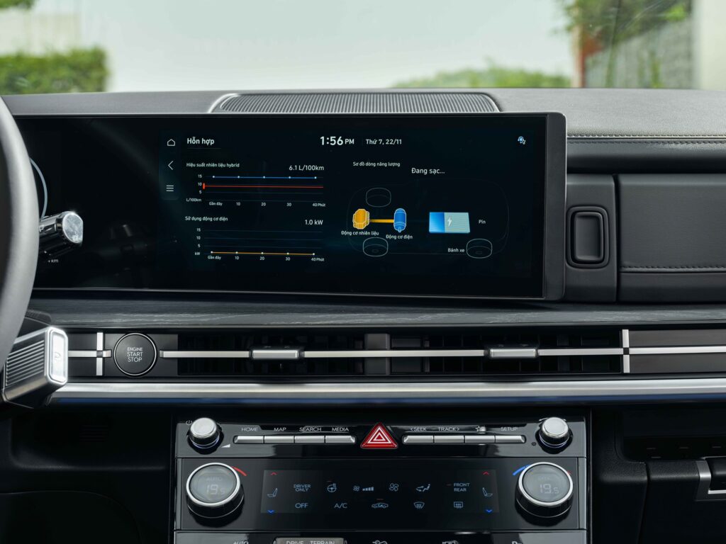 CHÍNH THỨC: Hyundai Santa Fe Hybrid 2026 ra mắt tại Việt Nam ngày 3/12 ...